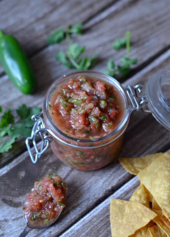 5 Ingredient Quick Salsa – Domestic Dee