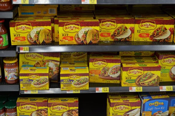 Turkey Taco Boats with Old El Paso – Domestic Dee